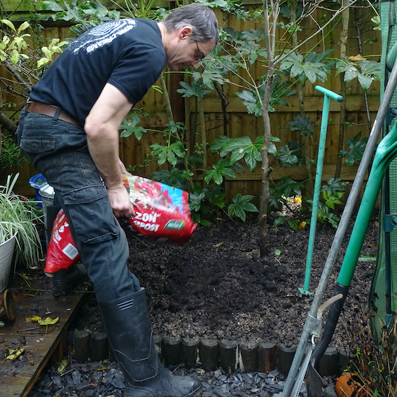 Clay soil amendment - The Easy-care Garden