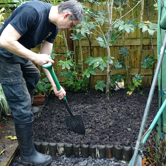 Clay soil amendment - The Easy-care Garden